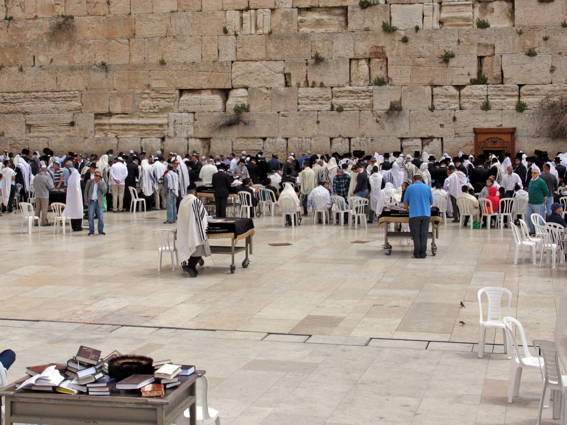 WHO WE ARE - Covenant Ministries mission is to show the love and ...